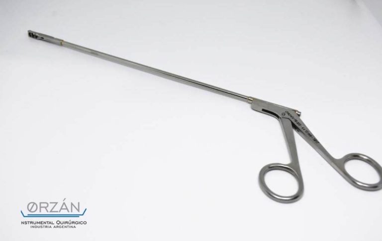 PINZA KEVORKIAN PARA BIOPSIA DE 240MM (PB-323-4X10MM) – Orzán